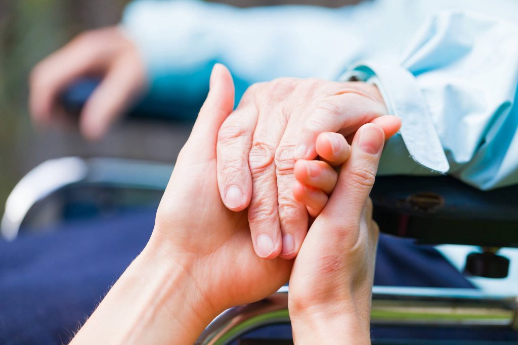 HABILIDADES DE COMUNICACIÓN CON EL PACIENTE Y FAMILIARES (PERSONAL ...